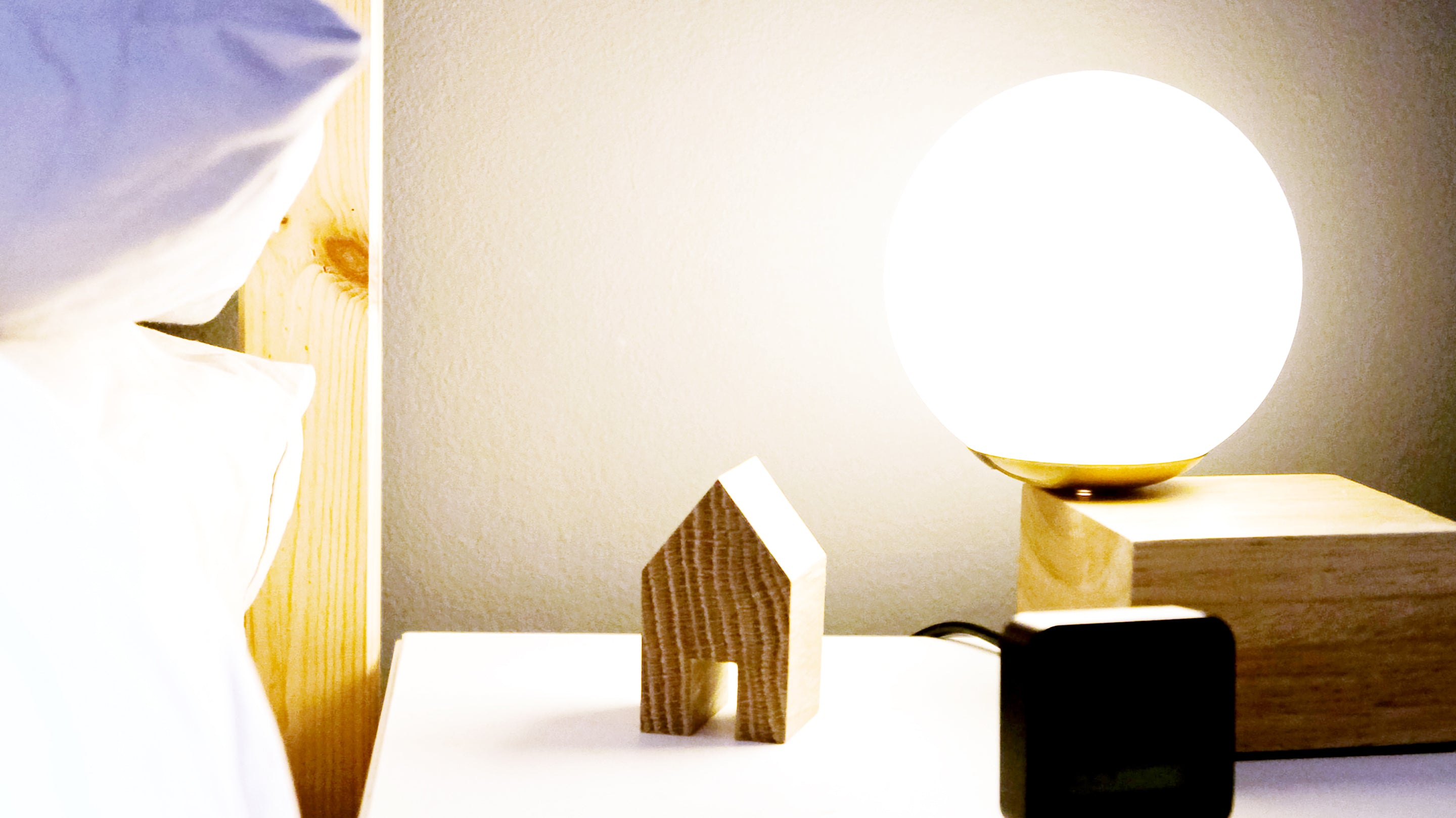 Neutral White Lighting - Feit Electric